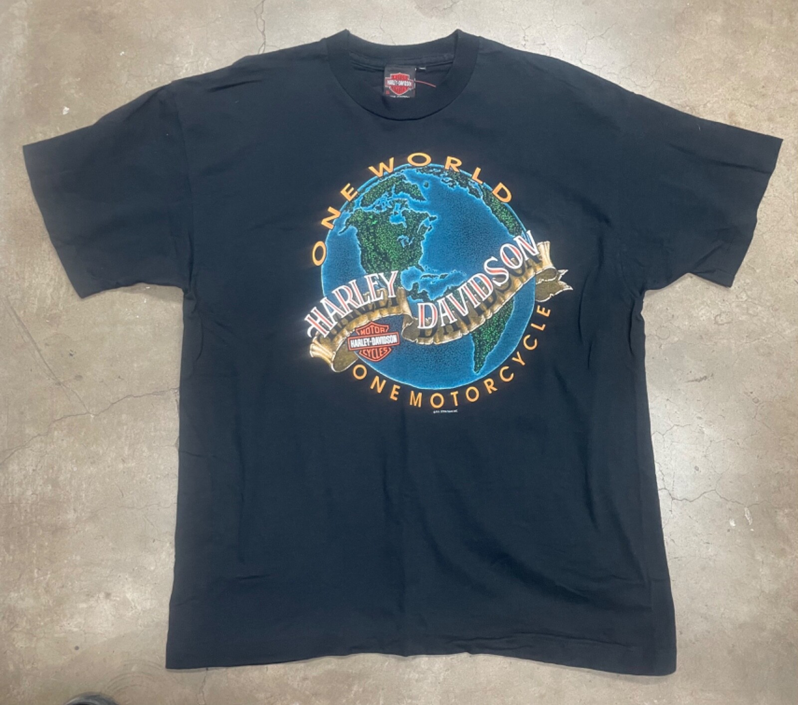 RARE VINTAGE "ONE WORLD, ONE MOTORCYCLE" HARLEY DAVID… - Gem