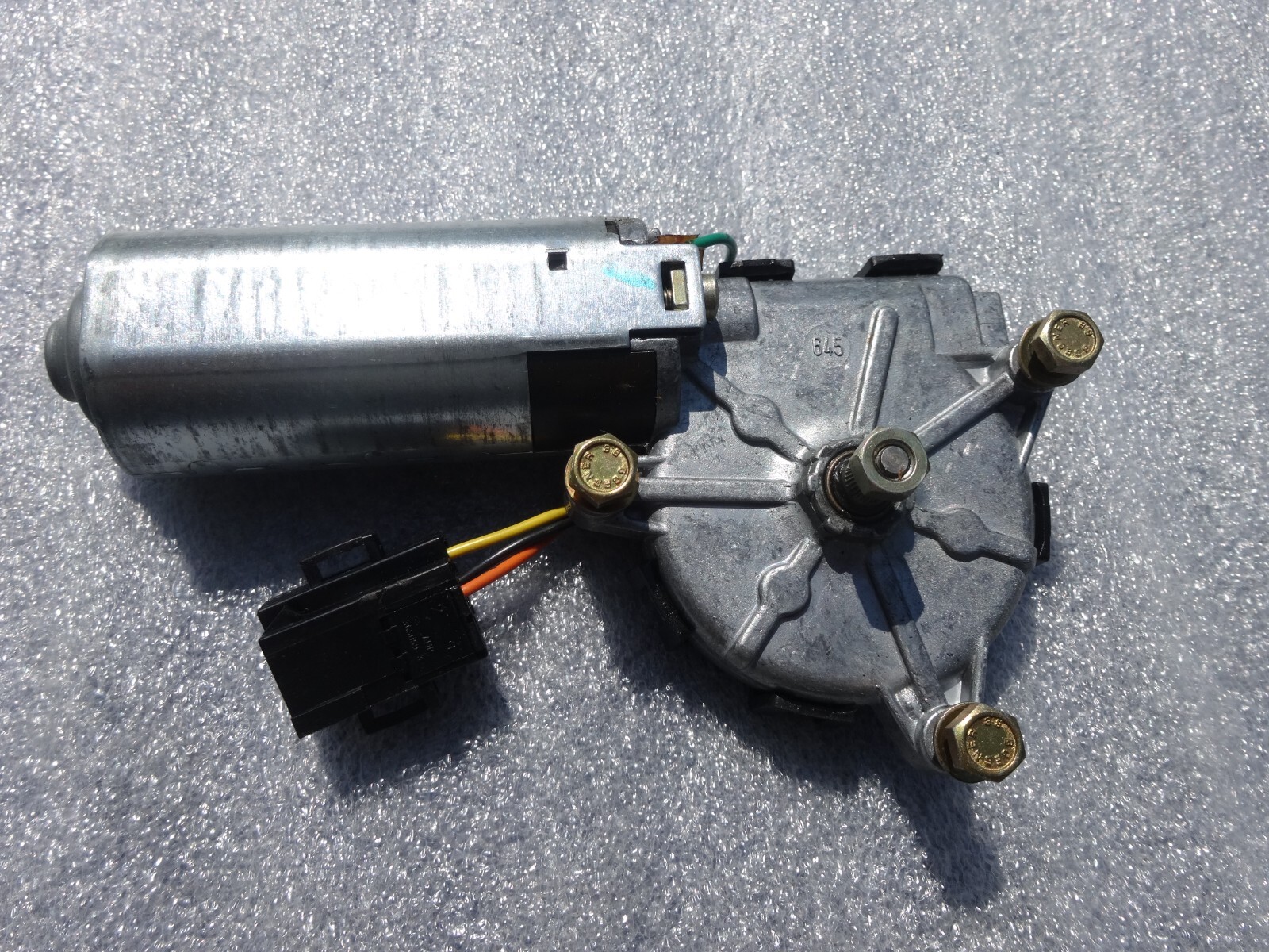 1998 1999 2000 Volvo V70 V70XC Rear Windshield Wiper Motor (0 390 201 ...