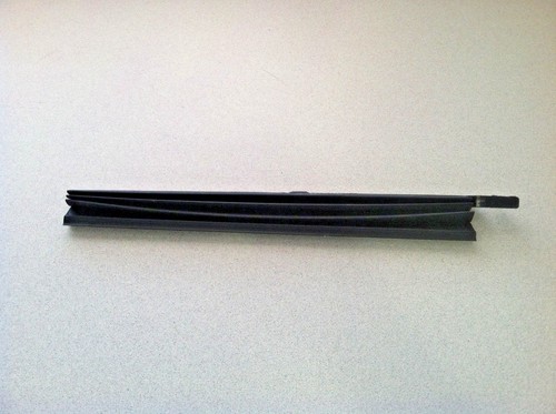 1998-2003 MERCEDES-BENZ ML320 ML430 ~ LEFT SUNROOF FRAME TRIM GUIDE ...