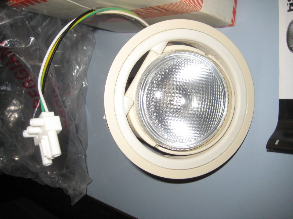 Reggiani Spa Illuminazone bi Si o Type "B2" HID Trim 39W Lamp Light ...