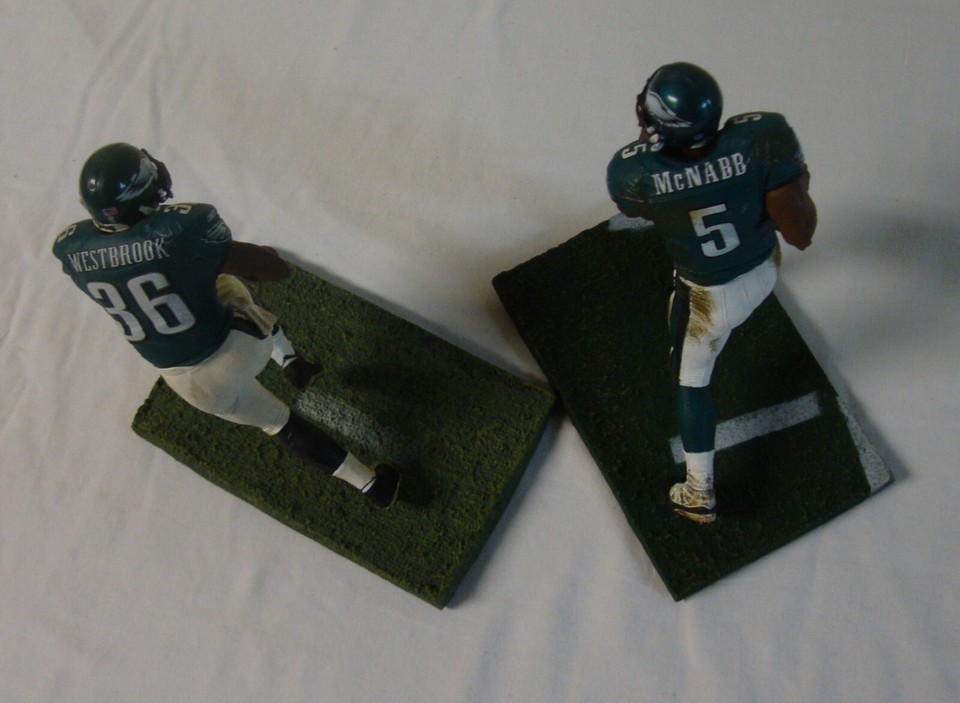 Lot of Two McFarlane NFL Football Figures - Philadelphia Eagles ...