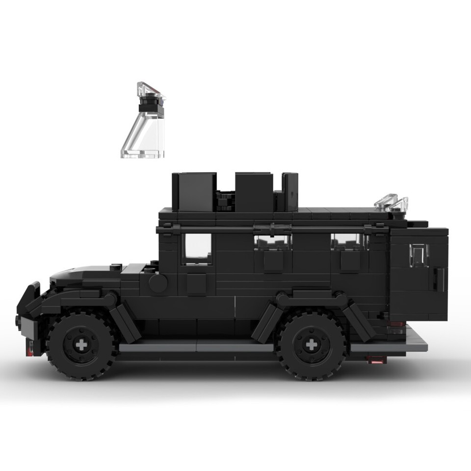 Wheeled SWAT Vehicle for Military and Law Enforcement Use 300 Pieces ...