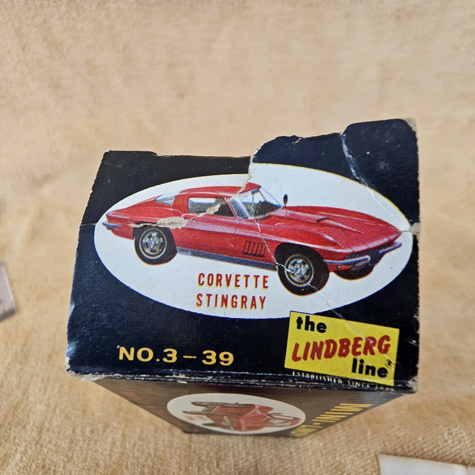 RED CORVETTE STINGRAY 1:64 Vintage 1967 Mini-Lindy Model Car Series 3 ...