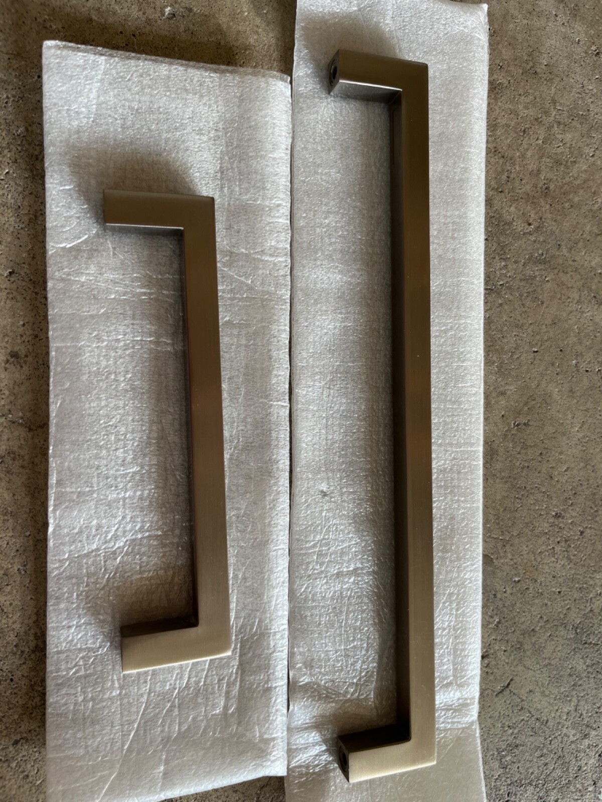 Top Knobs cabinet pulls lot. Square Bar Pull. (M1152 and M1158 styles ...