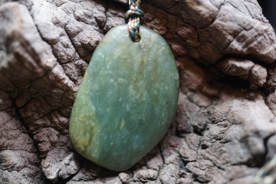 Big Sur Vulcan Nephrite Jade Pendant. | eBay