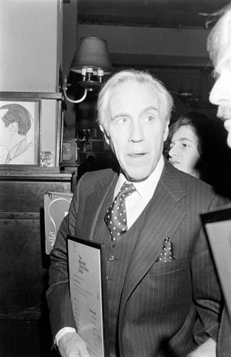 Jason Robards attends an awards ceremony at Sardi's in New Yo- 1977 Old ...
