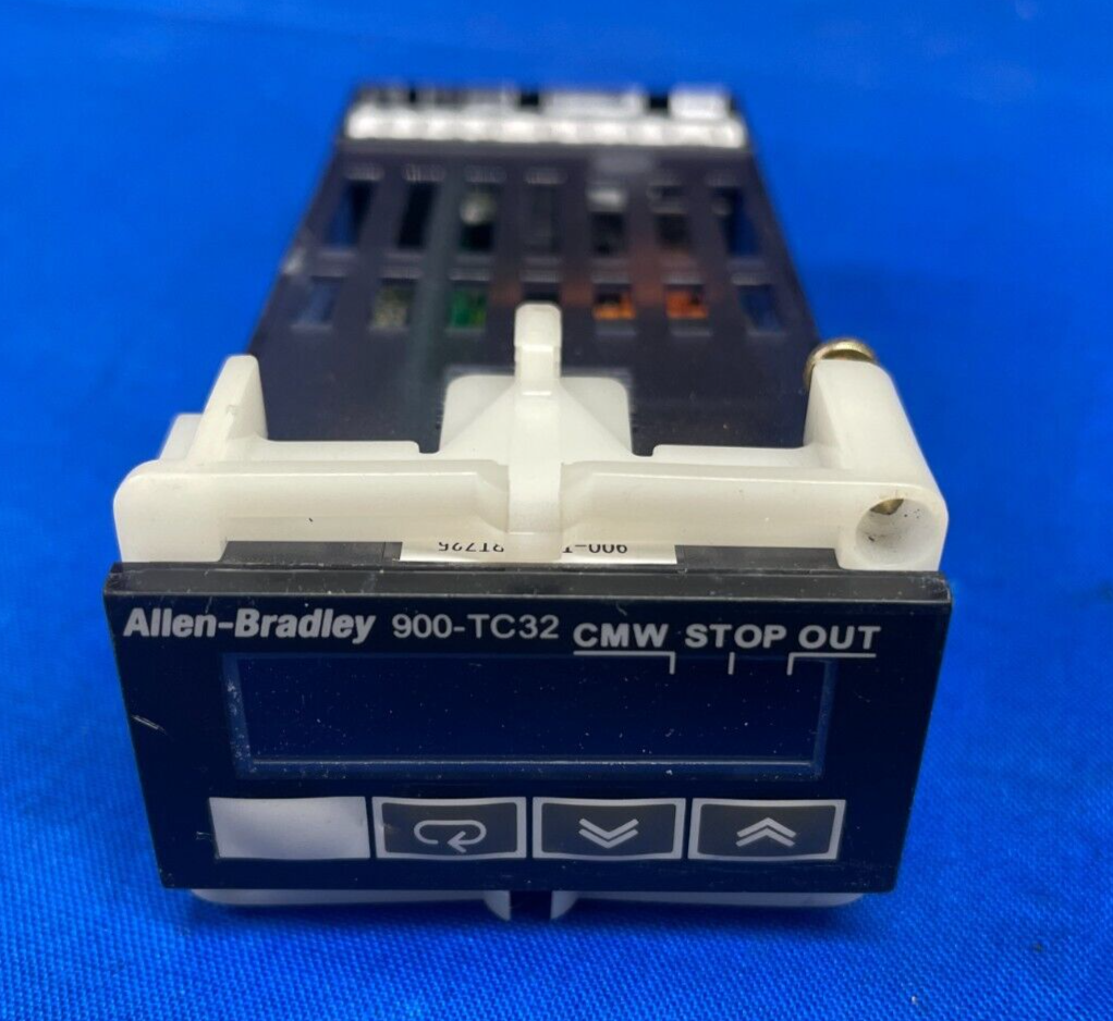 ALLEN BRADLEY TEMPERATURE CONTROLLER M/N: 900-TC32CRTZ25 SERIES A | eBay