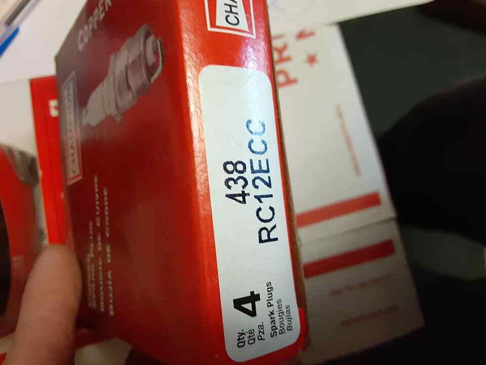 4pc Champion 438 Copper Spark Plugs RC12ECC - Auto Pre Gapped Ignition ...