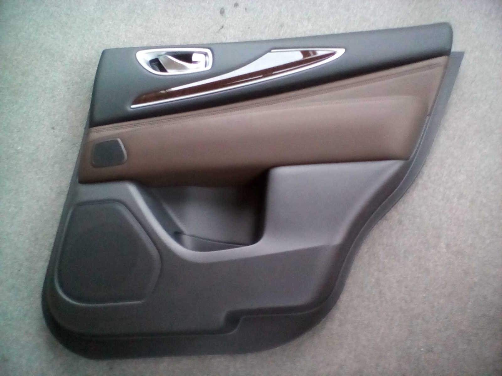 Infiniti JX35 QX60 Right Rear Interior Door Panel Black & Brown ...