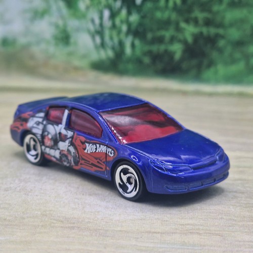 Hot Wheels Saturn ION Diecast Model Car 1/64 (92) Excellent Condition ...