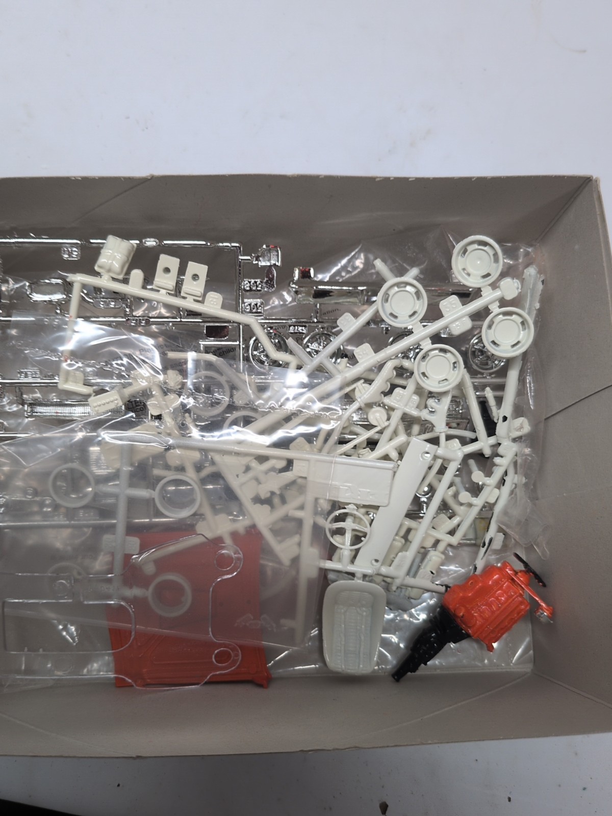 Lot(4) Model Kits 65, 70 & 69 Chevelle 64 Vette Kits Started Selling As ...