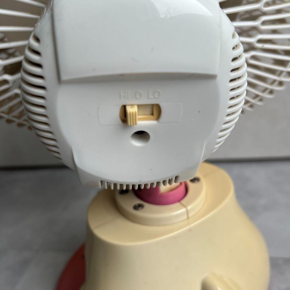 Sanrio Charmmy Kitty Hello Kitty Personal electric fan Pink Rare Retro ...