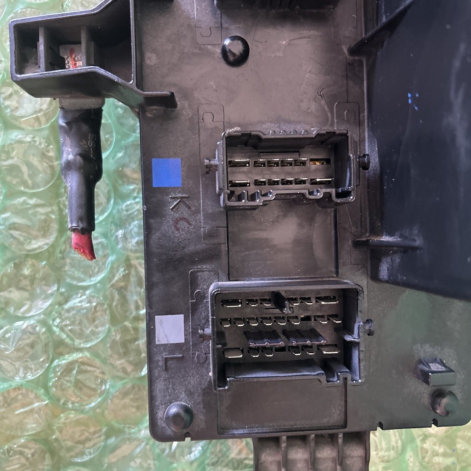 2006 DODGE RAM TIPM INTEGRATED POWER MODULE FUSE BOX RELAY JUNCTION ...