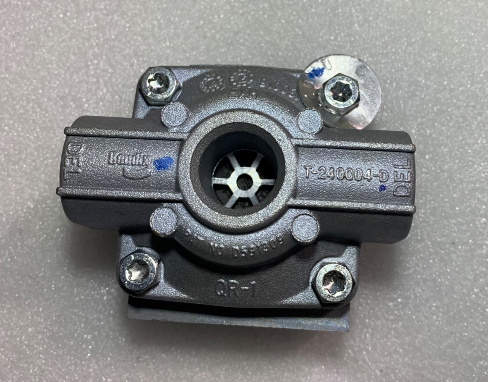 Bendix ~ T-240004D ~ Brake Valve ~ New ~ out of the box! for sale ...