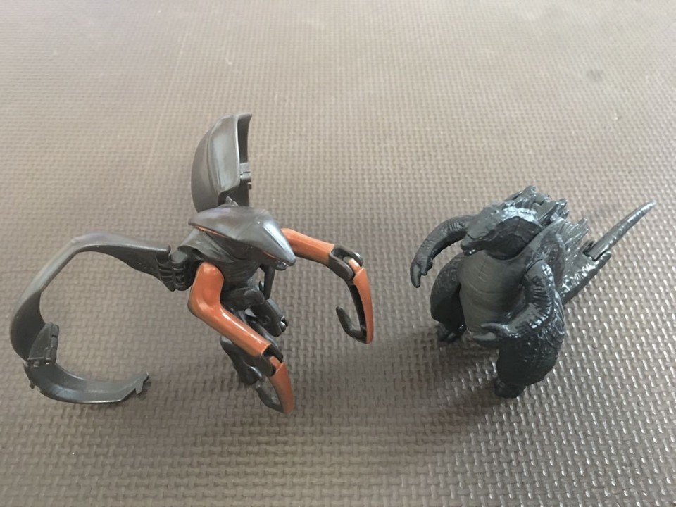 Bandai Godzilla Egg Godzilla 2014 Muto 2 Body Set | eBay