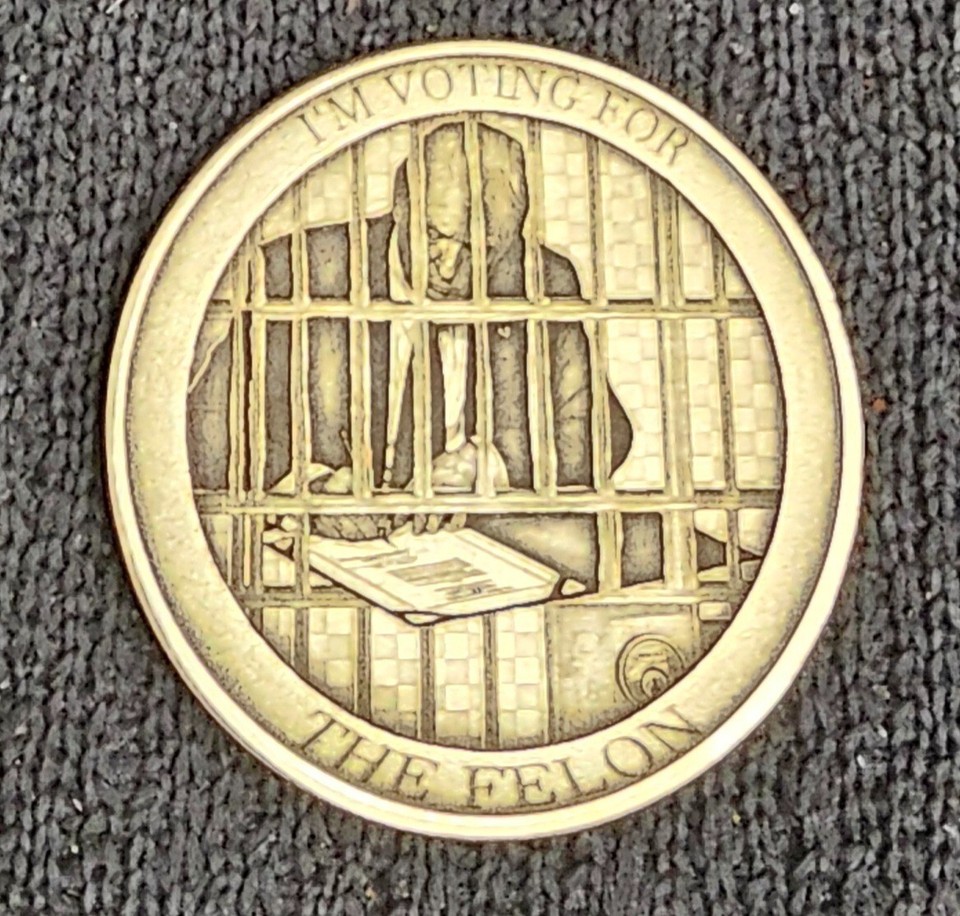 2024 Donald Trump "I'm voting for the felon" 40mm Brass Coin | eBay