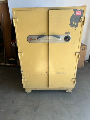LARGE MOSLER COMBOINATION SAFE WITH DOUBLE DOORS (WITH CODE) | eBay