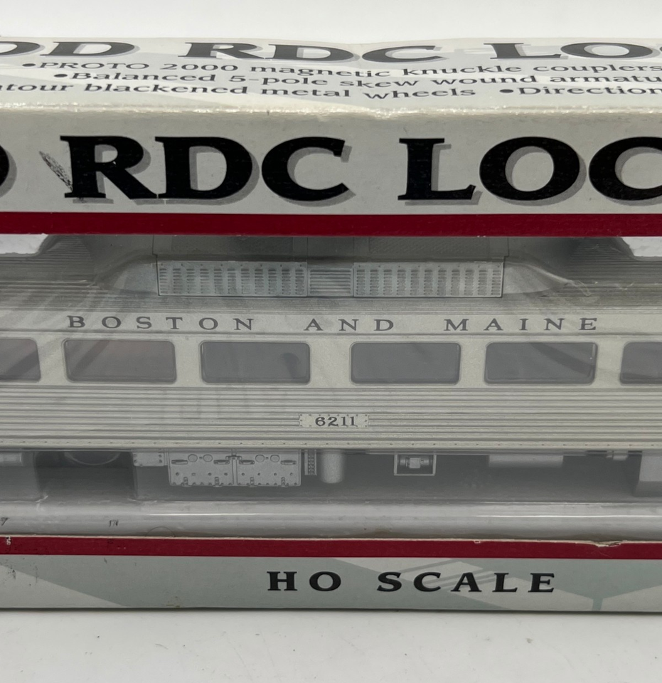Proto 1000 HO Scale Budd RDC Boston & Maine B&M #66211 Diesel Railcar ...