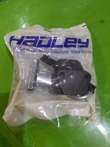 Hadley air horn Pedestal Kit Part # H13723S Mounting Hardware for sale ...