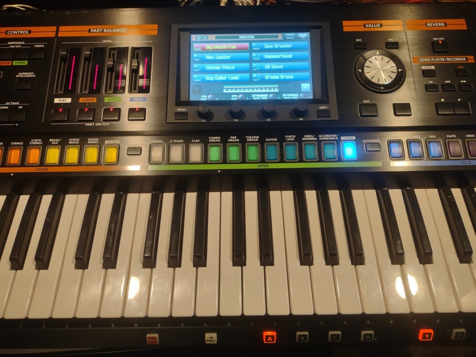 Roland Jupiter 80 Keyboard SuperNatural Synthesizer Performance ...