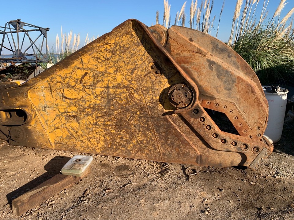 Genesis GXP 1000R Mobile Shear Hydraulic Excavator Scrapping Steel ...