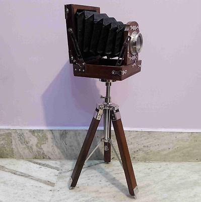 Vintage Style Old Camera With Tripod Stand Antique Model Home ...