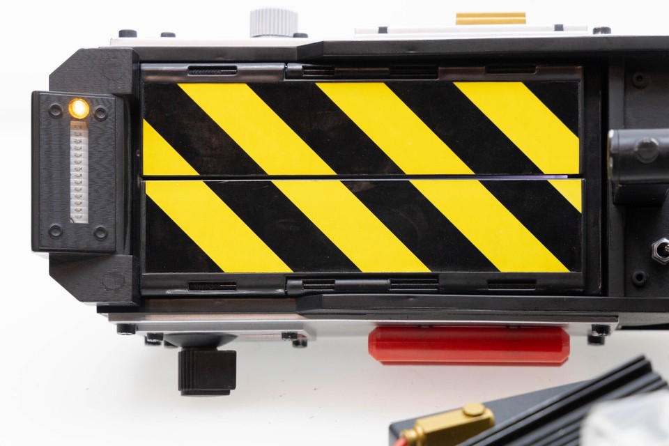 GHOSTBUSTERS Ghost Trap Replica by Mattel, Matty Collector, 2011 | eBay