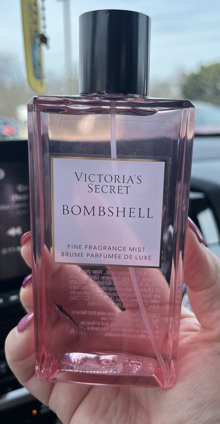 Victoria’s Secret Bombshell Fine Body Mist 250ml - Supply Chain Indonesia