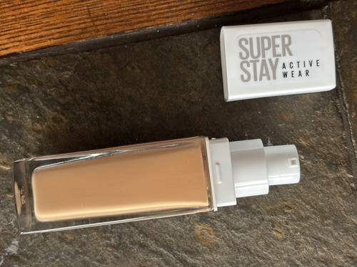 Maybelline Super Stay Liquid Foundation Makeup, Full Coverage, 130 Buff ...