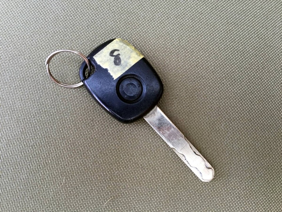 Honda Keyless Remote 1-Button Alphanumeric Engraving Used, No screws ...