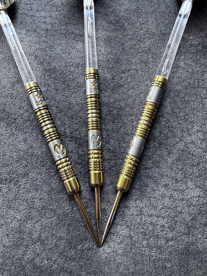 XQMax - Michael Van Gerwen - World Champion 2017 - Dart Pfeile Set ...