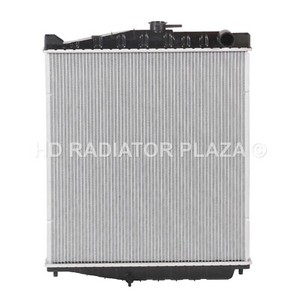 Radiator For 01-04 UD Truck 1800 2000 2300 2600 3000 3300 25 9/16" x 20 ...