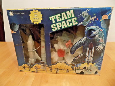 Moon Base Playset Cape Canaveral Space Shuttle 1/32nd 1990's (Dec ...