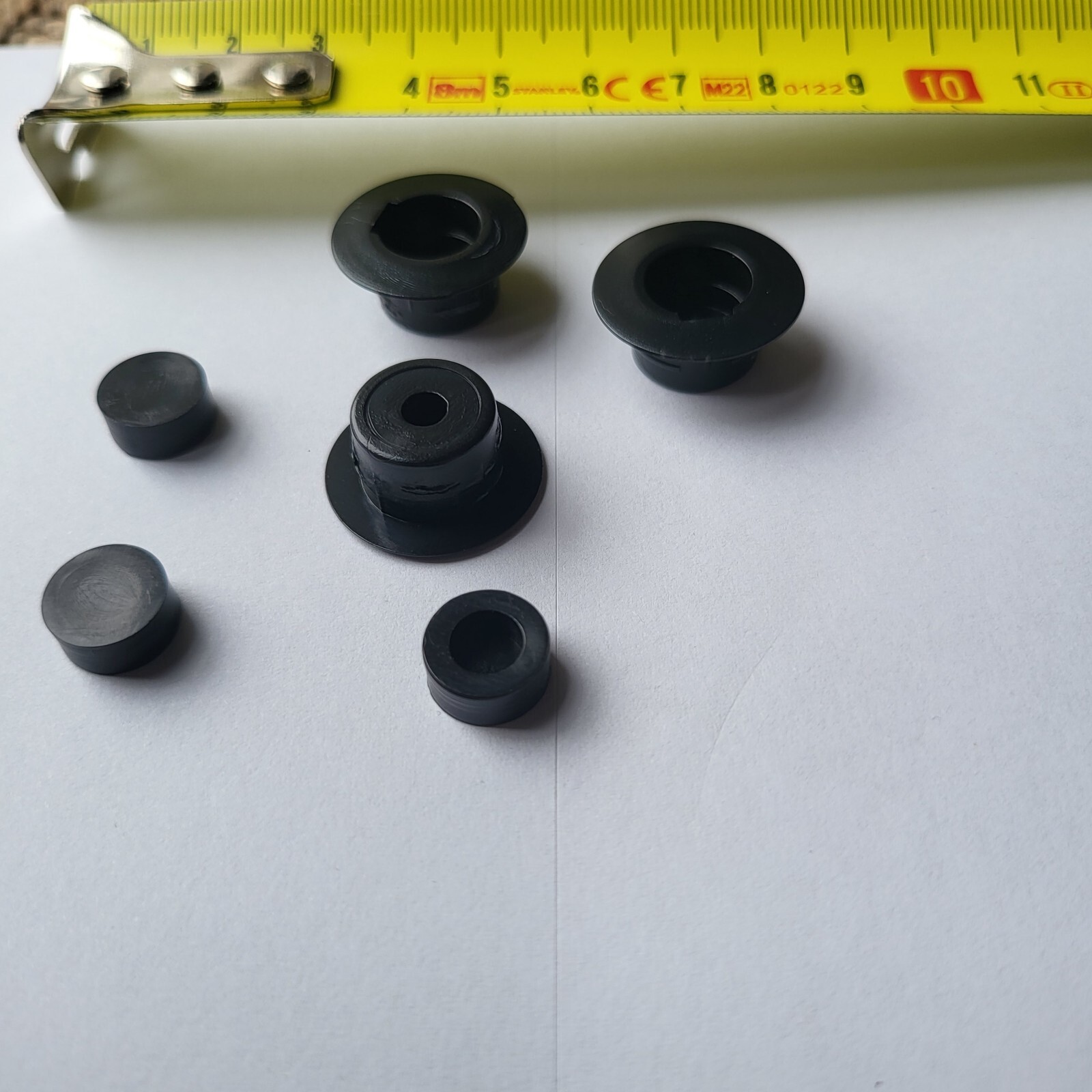 3 x Swift Burstner motorhome caravan wheelarch screwcap screw cap ...