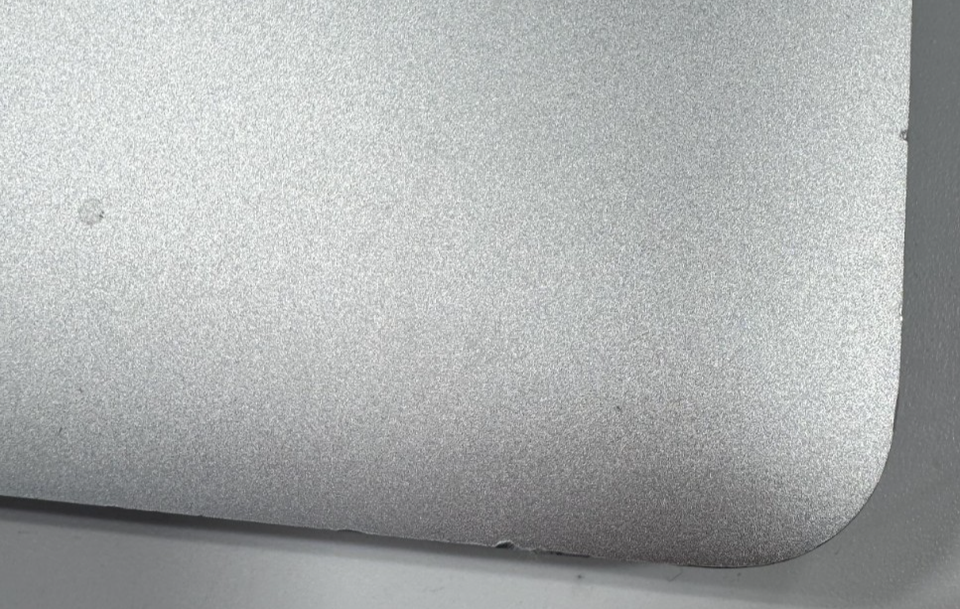 MacBook Pro 15" A1990 DISPLAY 2018 2019 SILVER Grade B *Broken Bezel ...