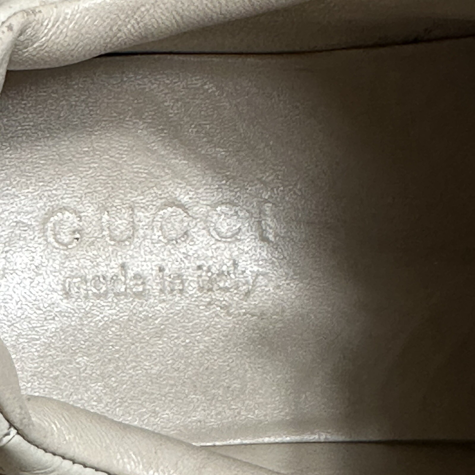 Gucci Men’s Rython Gucci logo leather sneaker size 8.… - Gem