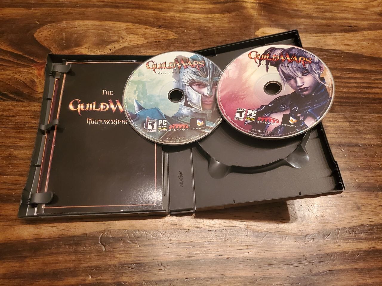 Guild Wars Game Of The Year Edition PC CD ROM CIB Complete in Box ...