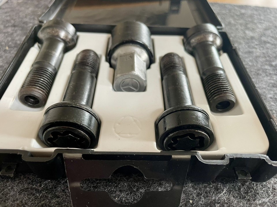 Mercedes-Benz Felgenschloss, Radsicherungen A0019901707 A-/C-/E-/G-/M ...