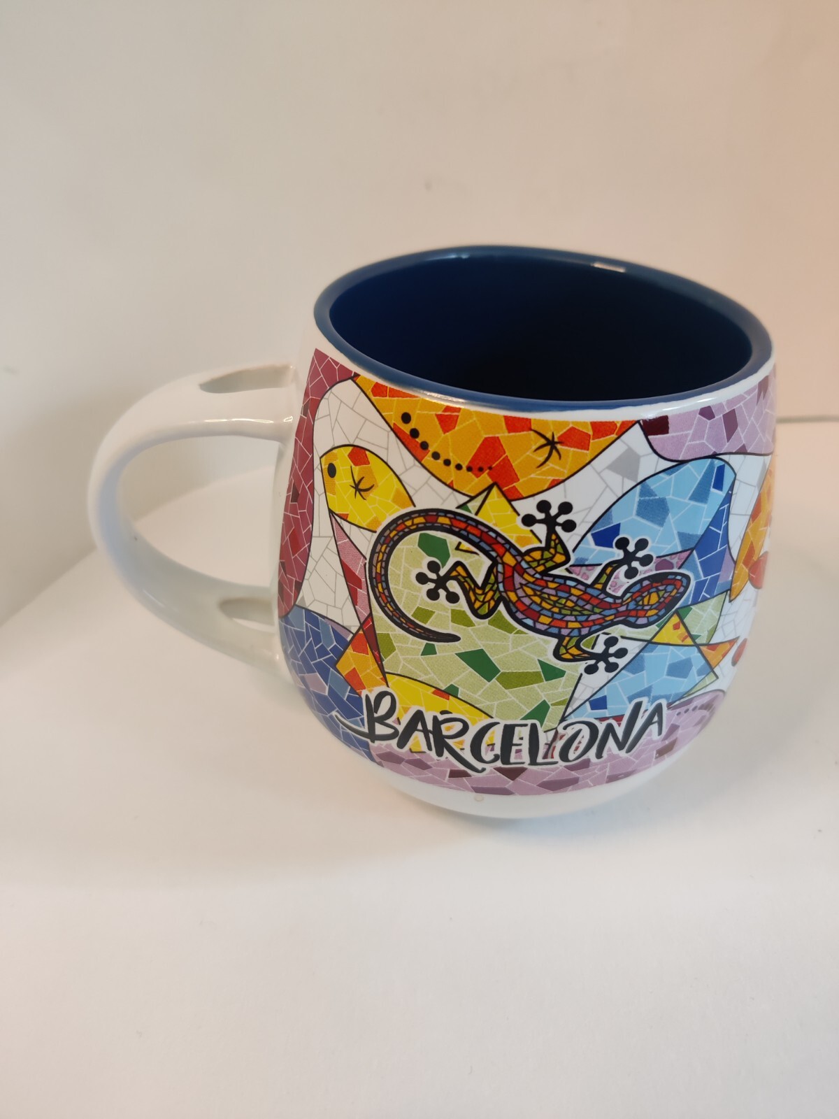 Barcelona Spain Coffee Mug With Colorful Gecko Lizard Design | eBay