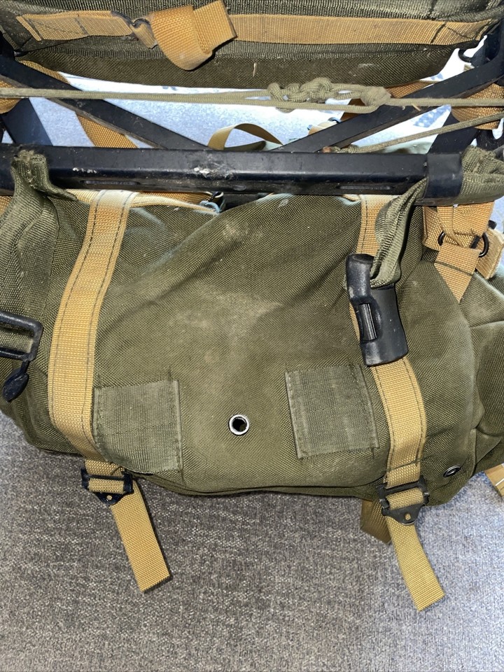 Vintage Military Field Pack Combat Large Backpack w/Metal Frame ...