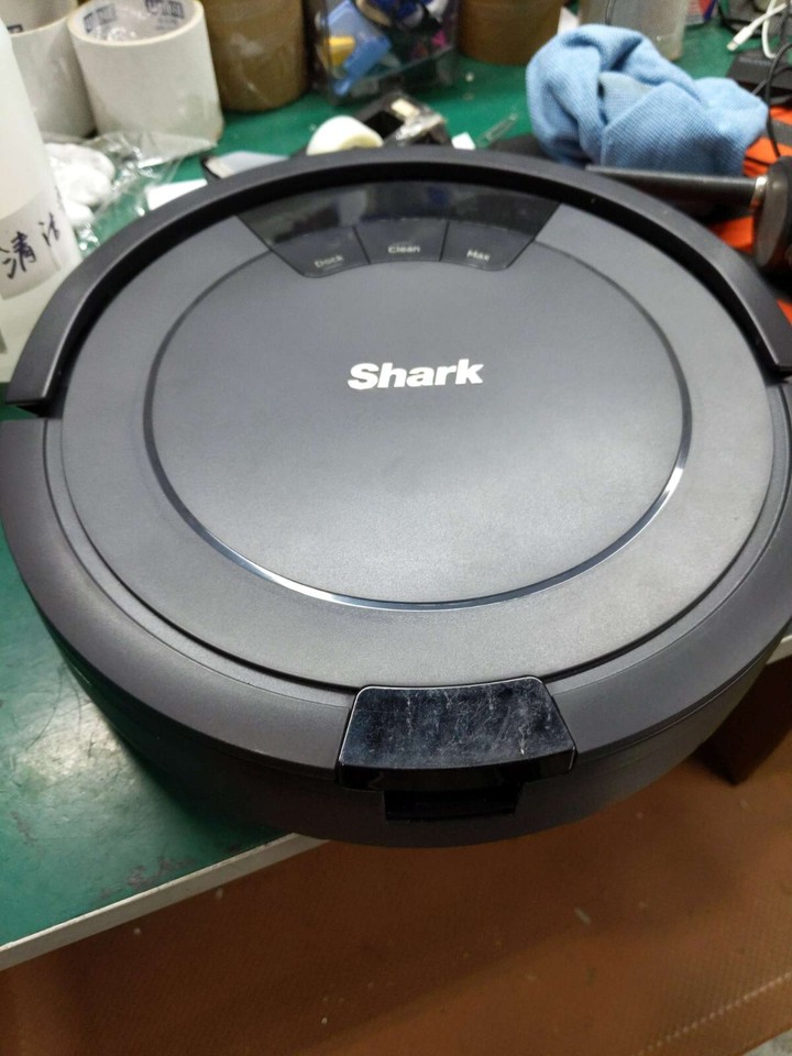 Shark AV753 ION Robot Vacuum Works with Alexa, Multi Surface Cleaning ...