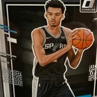 2025 Topps Finest Wwe - Common Thea Hail #61 Die-Cut Refractor /99 for ...