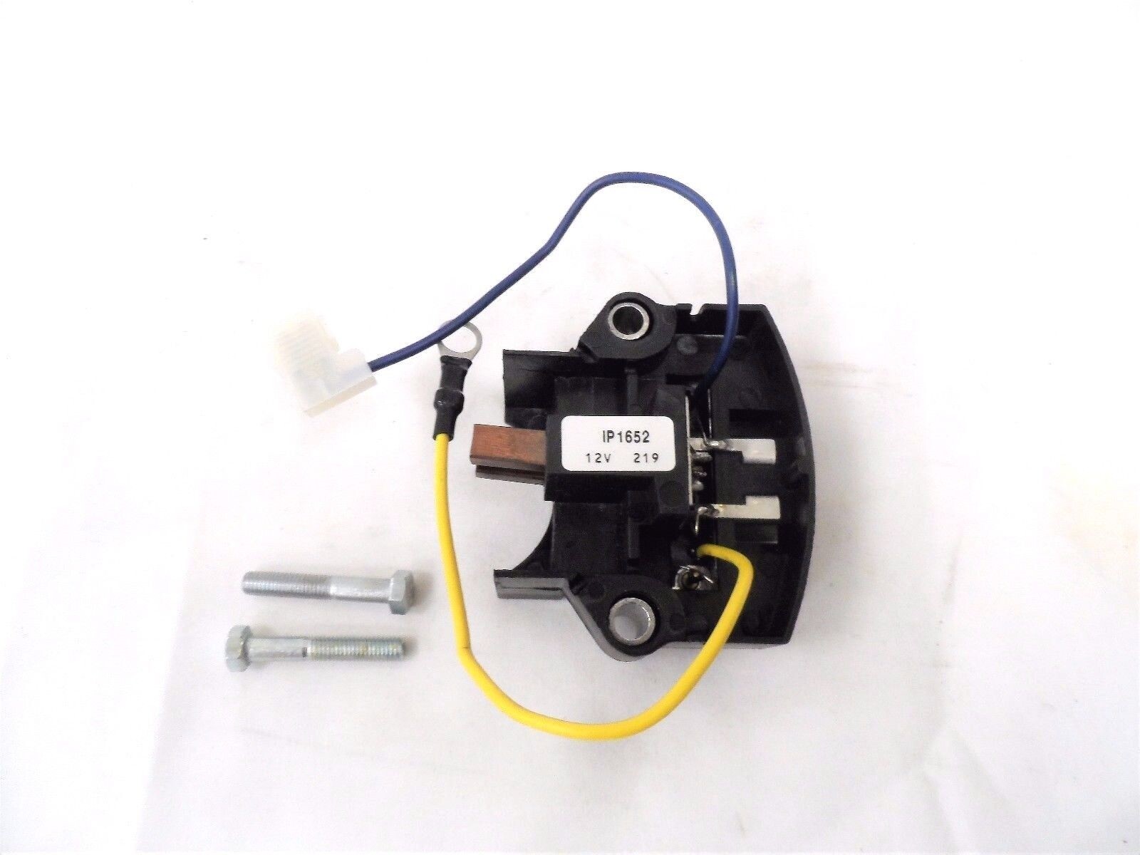 ALTERNATOR VOLTAGE REGULATOR IP1652 – TRANSPO 14V | eBay