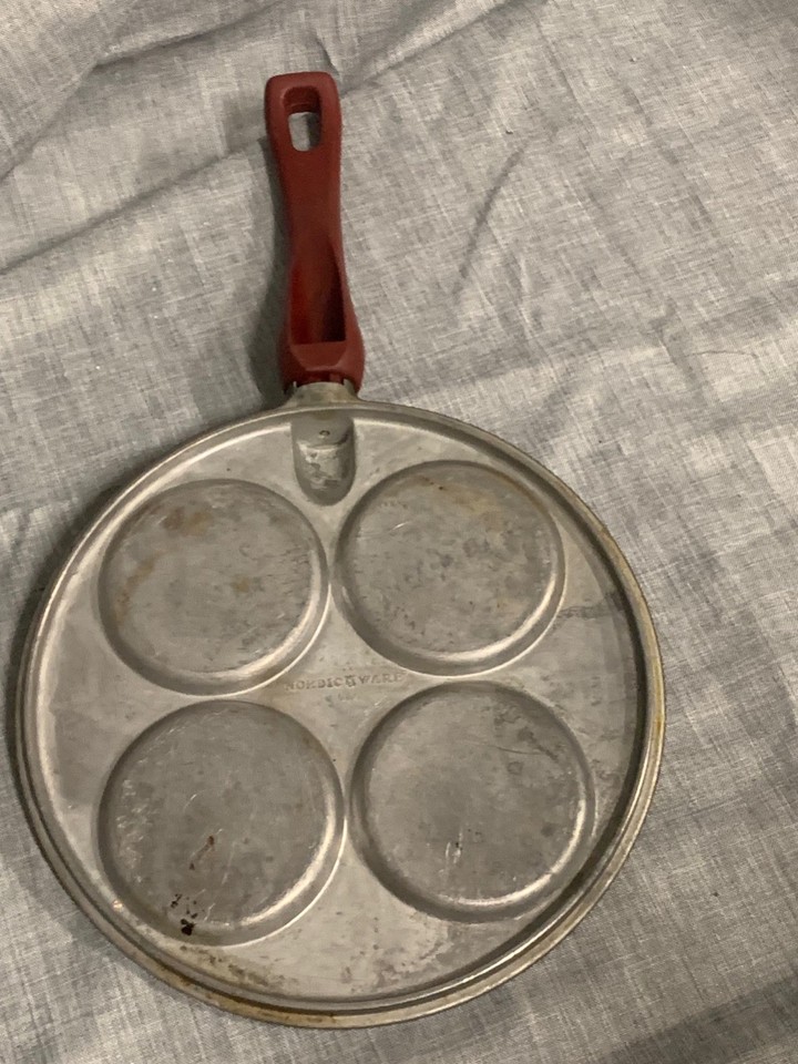 Christmas Non-Stick Silver Dollar Pancake Pan | eBay