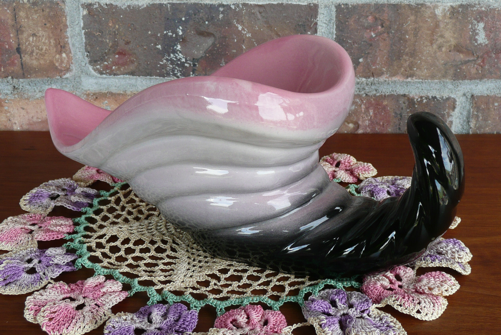 Mid Century Hull Art Pottery Pink & Black CORNUCOPIA PLANTER / VASE ...