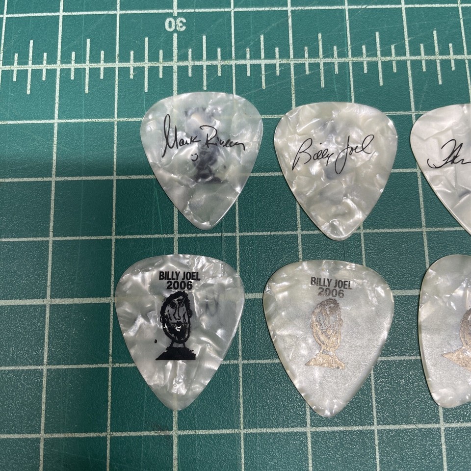 4 - Billy Joel 2006 concert tour Guitar Picks Set Billy ,mark, boomer ...