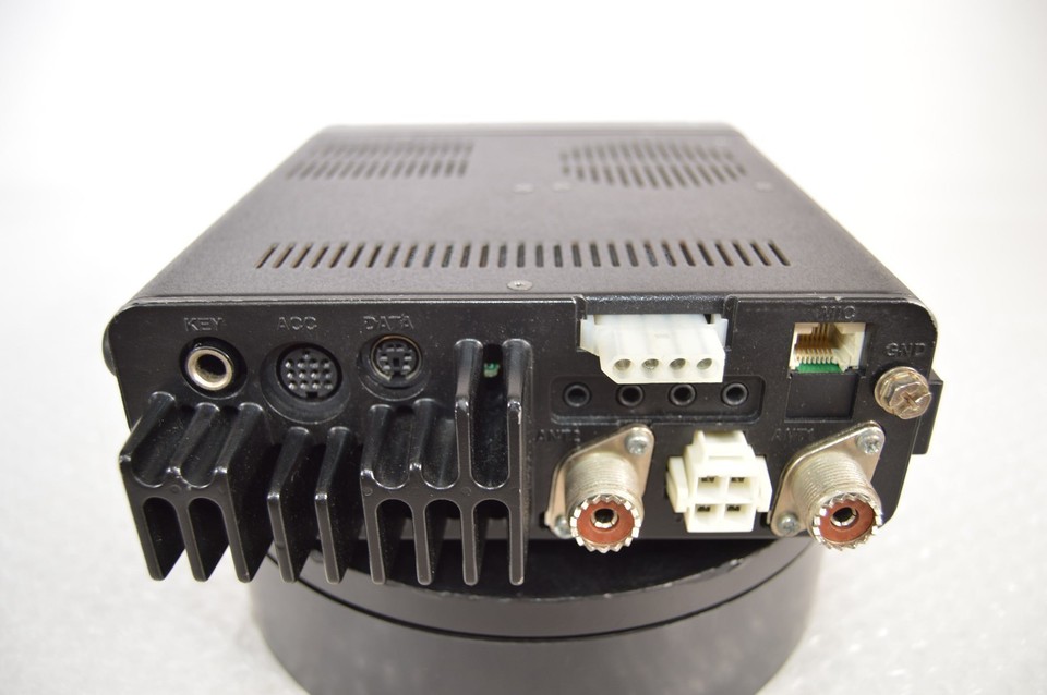 Icom IC-7000 HF/VHF/UHF All Mode Transceiver 100W 50/144/430MHz Tested ...
