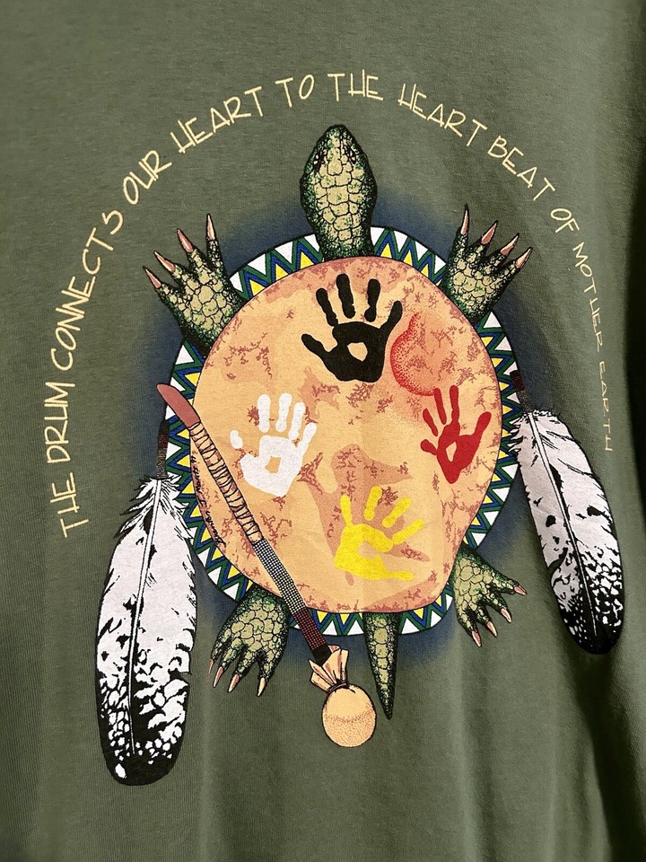 Vintage Lakota Tribe Designs CRAZY HORSE MEMORIAL T-Shirt Green Adult ...