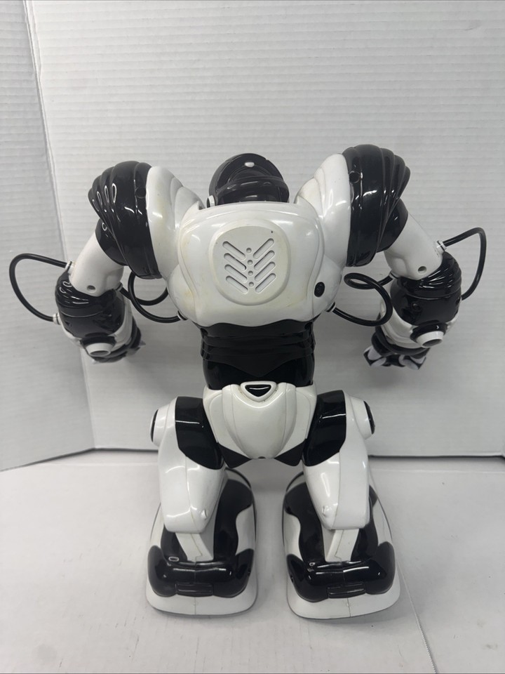 WowWee White Robosapien Robot Toy R/C Robot 14" No Remote Control See ...
