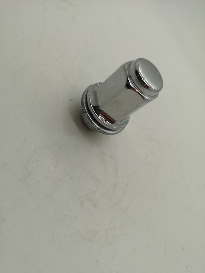 1 x New Genuine Toyota Hilux Surf 4Runner Land Cruiser Wheel Nut Lug ...
